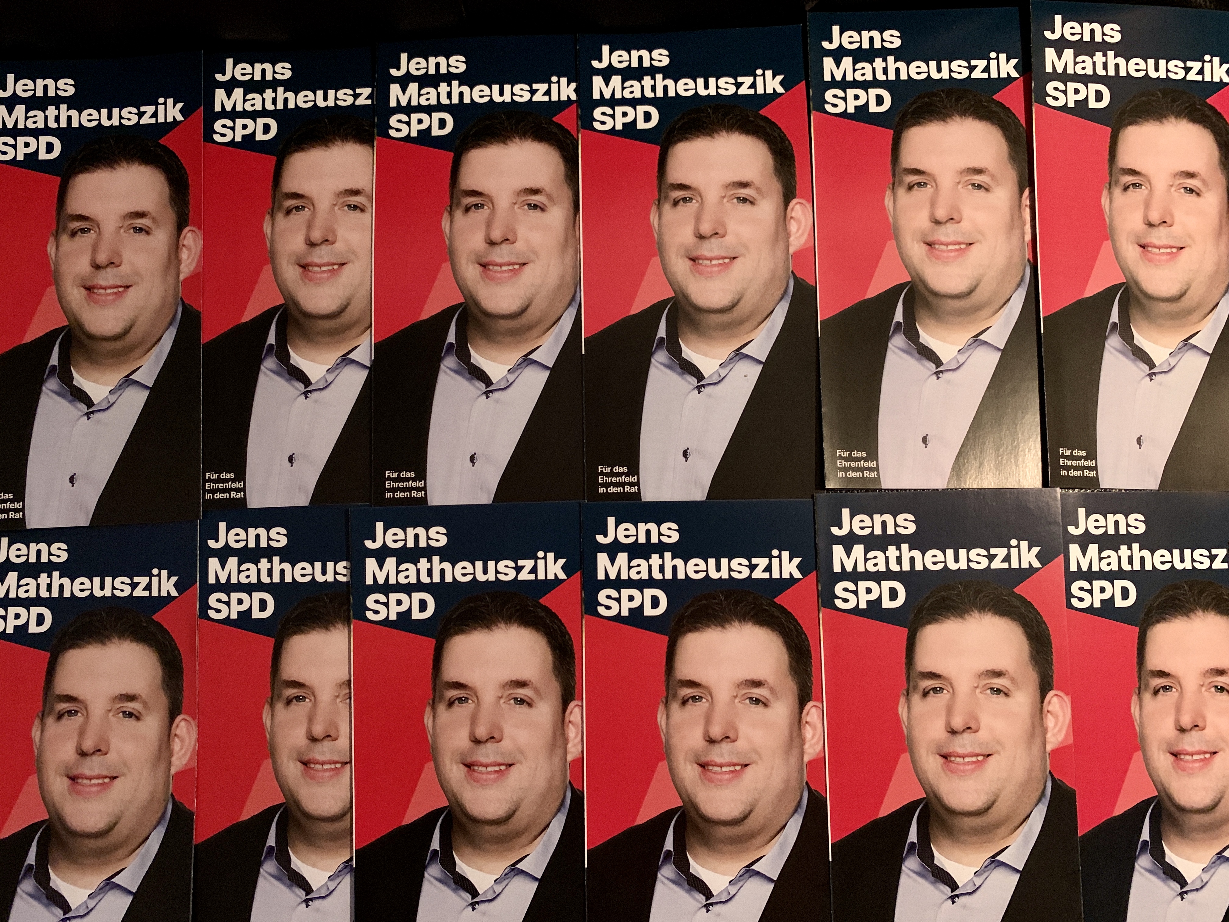 Kandidatenfaltblatt: Jens Matheuszik - für das Ehrenfeld in den Rat ...